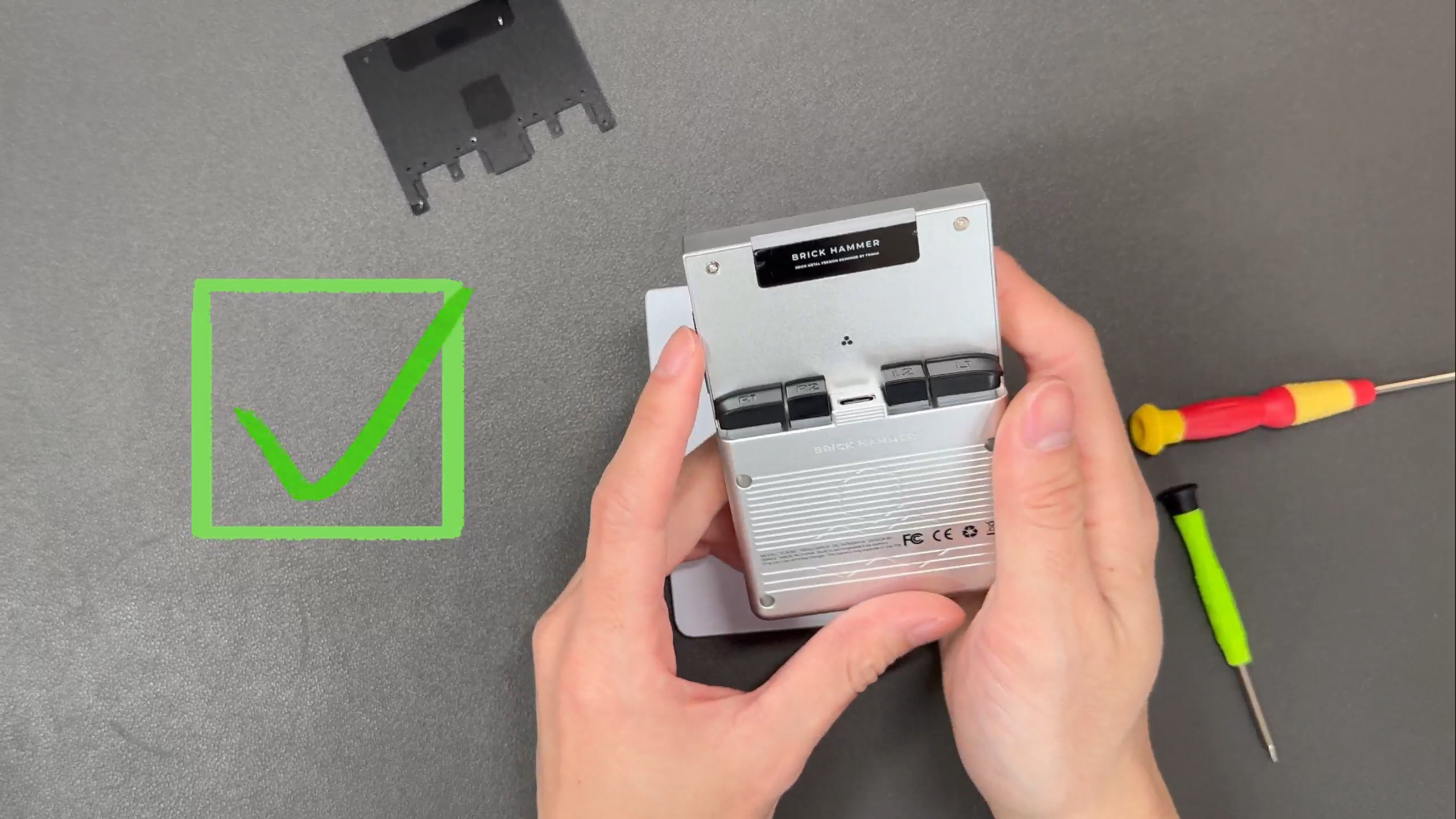 TRIMUI Birick Hammer Backplate Replacement Tutorial – TRIMUI Store